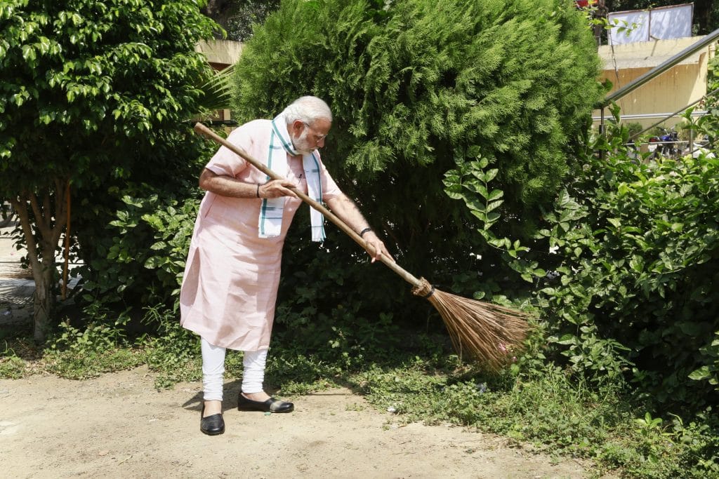 PM Modi picks up broom, launches 'Swachhata Hi Seva' campaign