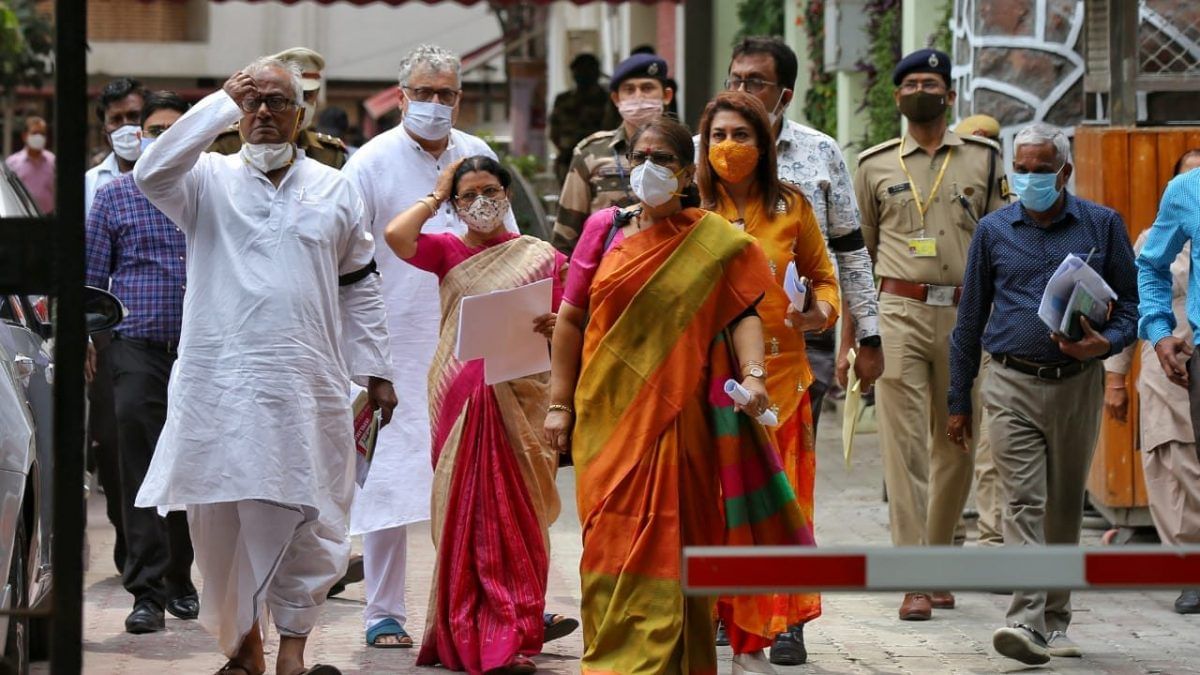 TMC delegation meets EC, says 'attack' on Mamata 'conspiracy', demands high-level probe