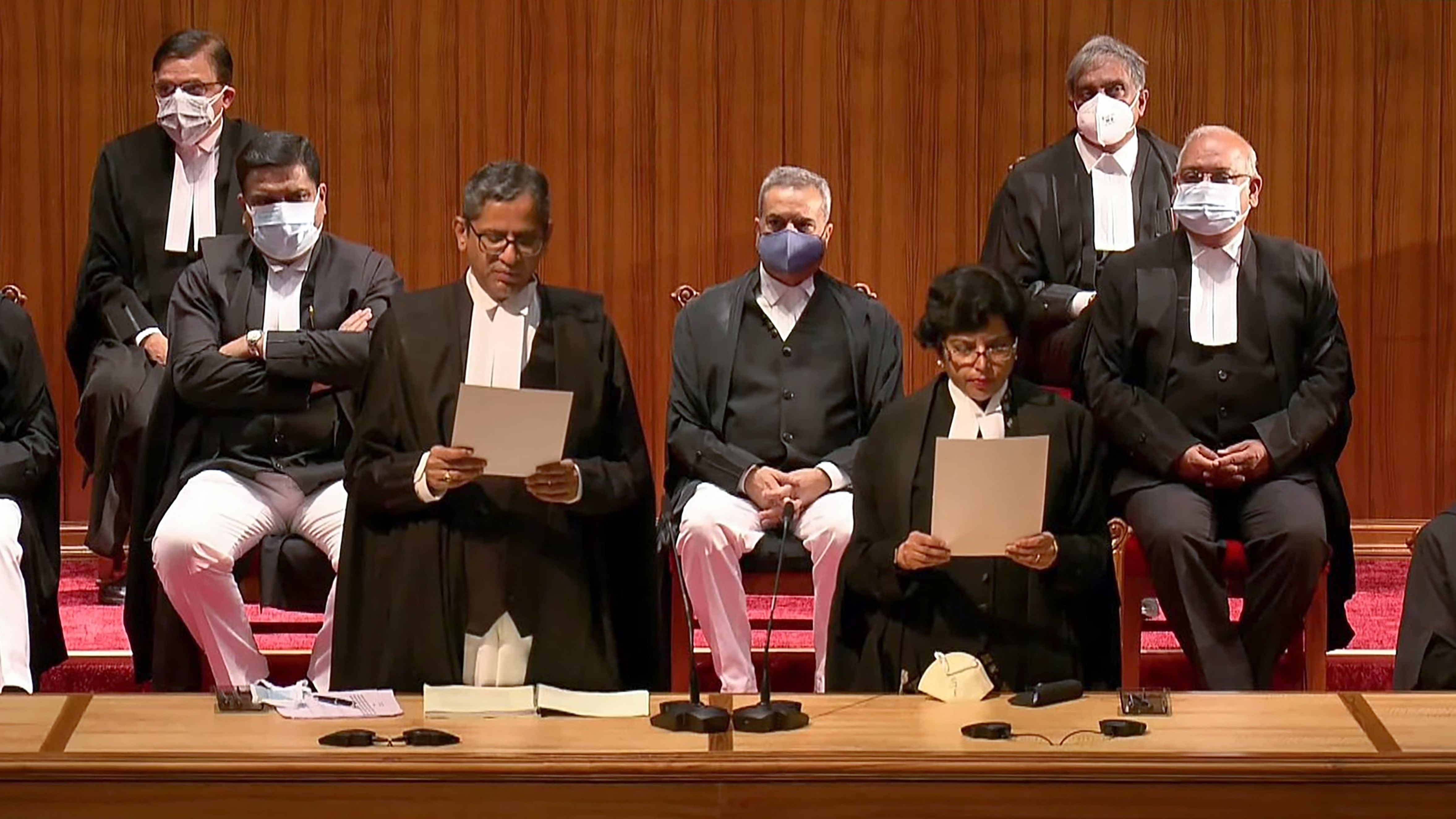 9 new SC judges take oath of office at one go, script history at apex court