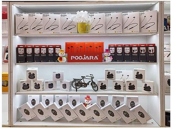 DIZO, by realme TechLife, introduces offline exclusive products ... DIZO, by realme TechLife, introduces offline exclusive products ...