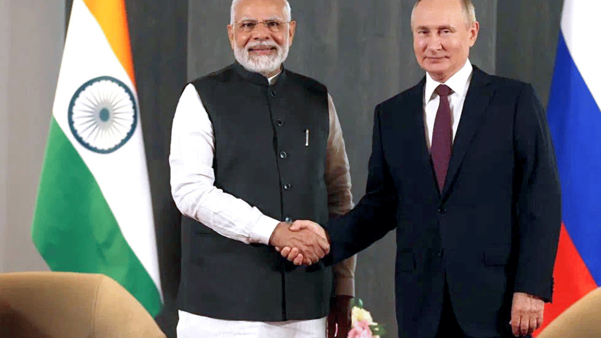 On sidelines of SCO Summit, PM Modi holds bilateral talks with Vladimir Putin in Samarkand ...