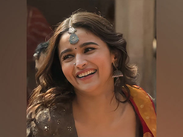 Alia Bhatt drops dreamy pictures from her baby shower – ThePrint – ANIFeed Alia Bhatt drops dreamy pictures from her baby shower – ThePrint – ANIFeed