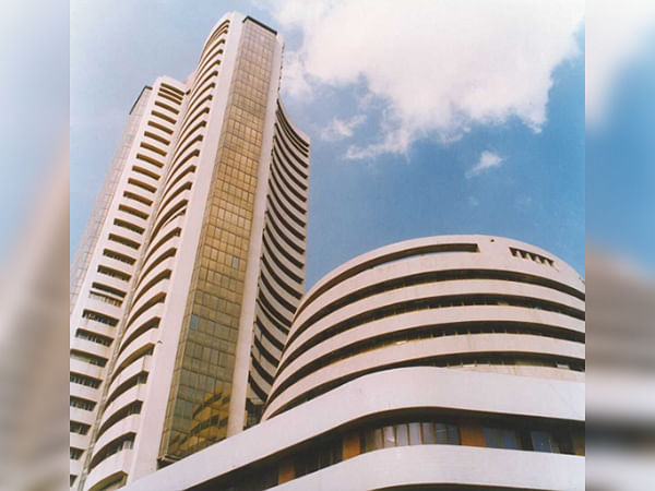 Sensex jumps 685 points; Infosys, HDFC Bank, HCL Technologies soar ... Sensex jumps 685 points; Infosys, HDFC Bank, HCL Technologies soar ...