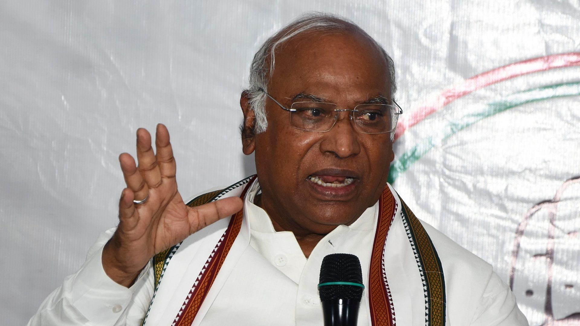 Veteran leader Mallikarjun Kharge is Congress president, the 3rd Dalit in party's 138 years