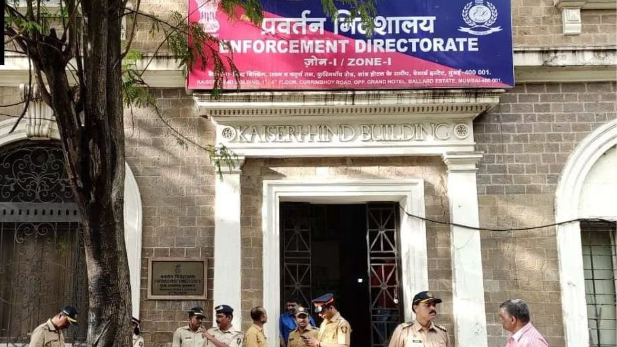 ED arrests businessman Amit Arora on money laundering charges in Delhi excise policy case