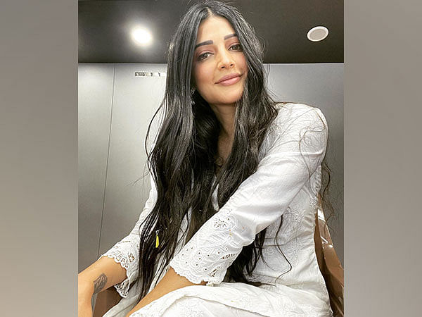 Salaar Wrap Up Shruti Haasan Expresses Gratitude To Films Team Theprint Anifeed
