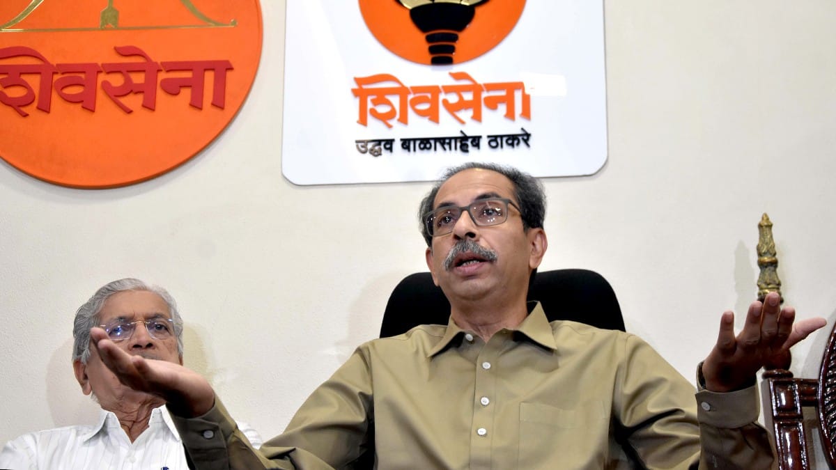 Setback to Uddhav, SC refuses to stay EC order that gave Sena name, symbol to Shinde camp