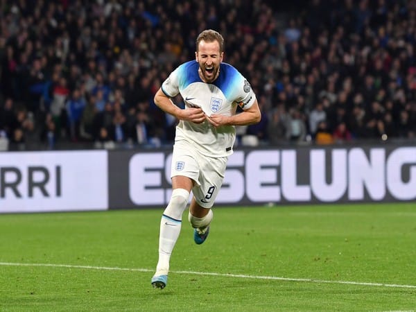 Football community reacts as Harry Kane becomes England's all-time leading goal scorer ...