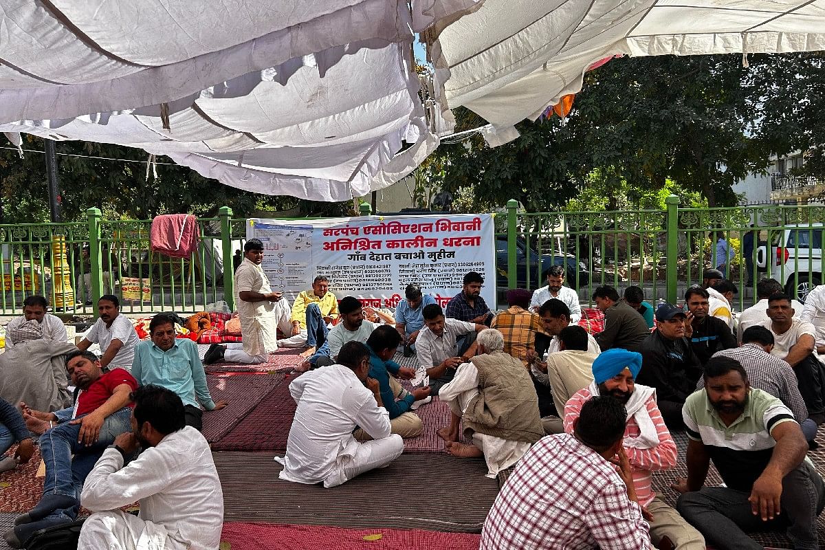Days After Lathicharge Haryana Sarpanches Continue Stir Against E days-after-lathicharge-haryana-sarpanches-continue-stir-against-e