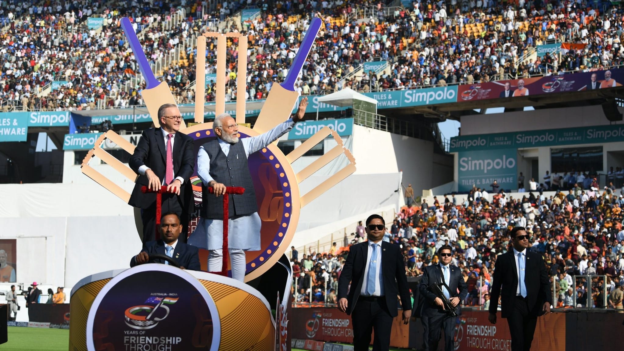 PM Modi, Australian PM Albanese watch India-Australia Test at Gujarat ...