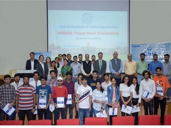 Students of IIT Roorkee awarded with HORIBA Talent Hunt Scholarship ... Students of IIT Roorkee awarded with HORIBA Talent Hunt Scholarship ...