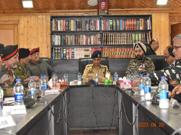 ADGP Kashmir chairs security meeting with focus on threat of vehicle-borne IEDs – ThePrint – ANIFeed