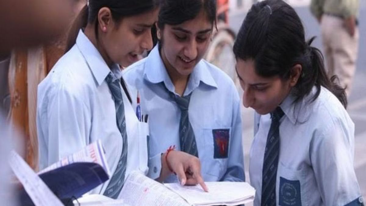 CBSE class X board exam results declared, 93.6% clear test