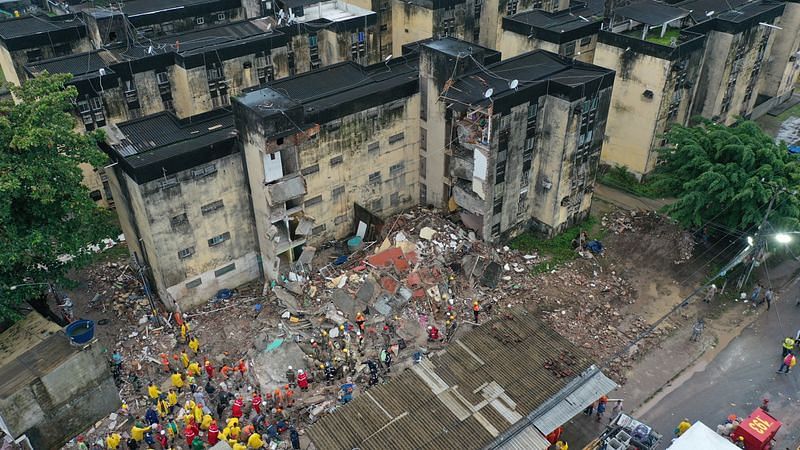 At least eight dead after apartment building crumbles in Brazil ... At least eight dead after apartment building crumbles in Brazil ...
