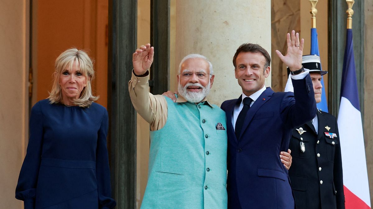 ‘giant In World Macron Says Of India With Modi By His Side As