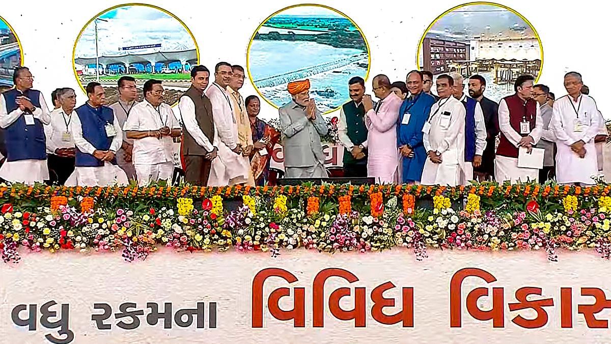 Pm Modi Inaugurates Gujarats First Greenfield Airport Near Rajkot City