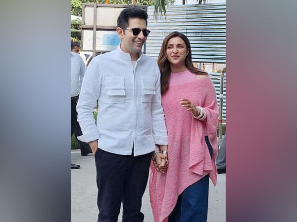 Parineeti Chopra, Raghav Chadha make first public appearance as newlyweds – ThePrint – ANIFeed