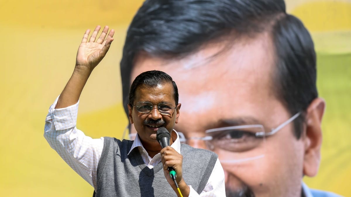 Delhi HC issues notice to ED following Kejriwal's plea challenging his arrest, hearing on 3 April
