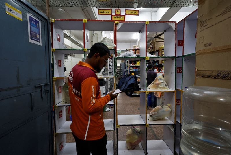 Swiggy files for $1.25 billion India IPO – ThePrint – ReutersFeed