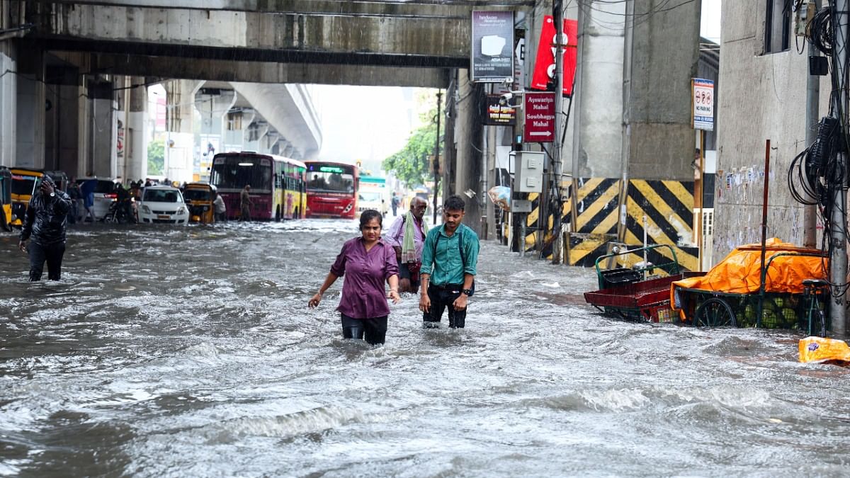 Schools to remain closed Thursday in 11 districts of Tamil Nadu after heavy rain forecast