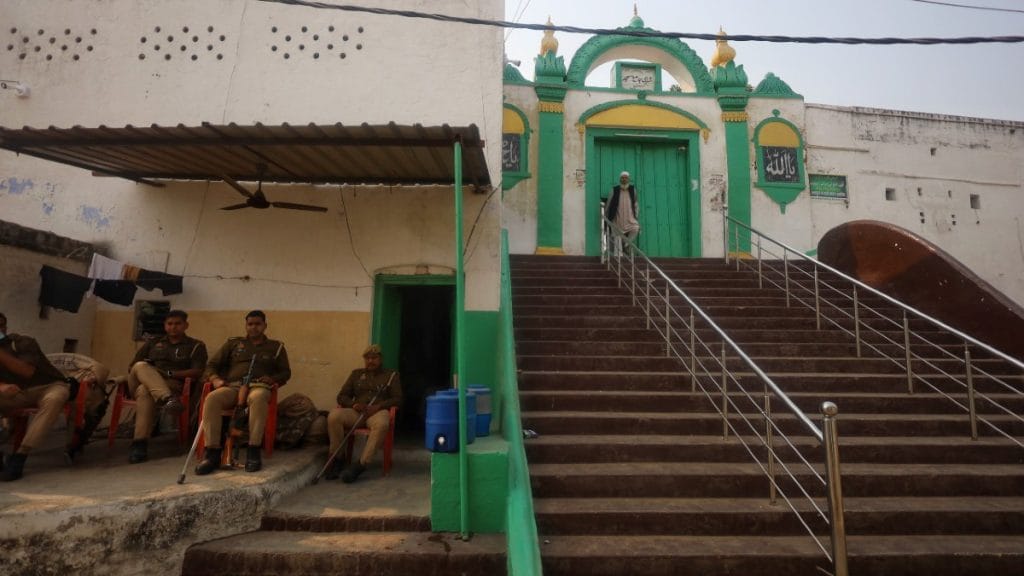 Public well, private rights dustup plays out in SC as UP govt disputes ...