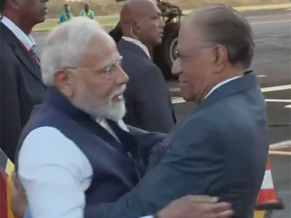 PM Modi lands in Mauritius, accorded ceremonial welcome – ThePrint – ANIFeed