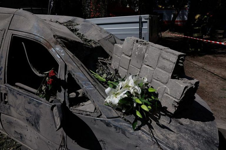 Kyiv mourns as death toll from Russian strike climbs to 28 – ThePrint ... Kyiv mourns as death toll from Russian strike climbs to 28 – ThePrint ...